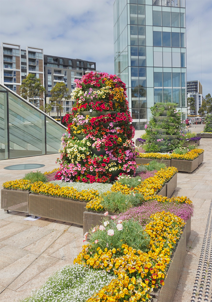 botanical traditions : landscape design, garden design, horticultural ...
