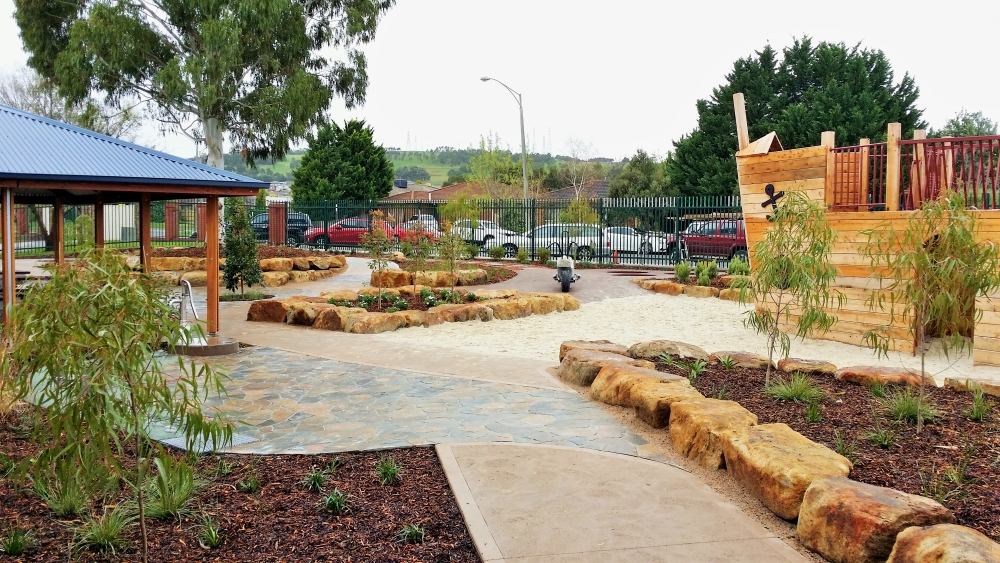 botanical traditions : Oatlands Primary School